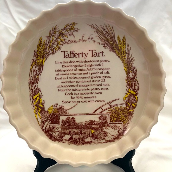 Kitchen | Vintage Tg Green Epicure Pie Flan Dish With Tafferty Tart ...
